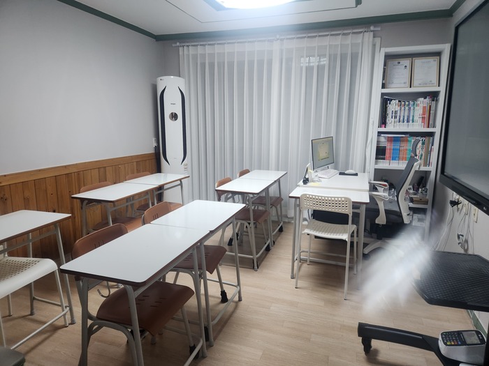 [이코노믹's] ‘서연공부방’ 윤서연 대표 “더 나은 내일을 준비할 수 있도록 돕겠습니다”